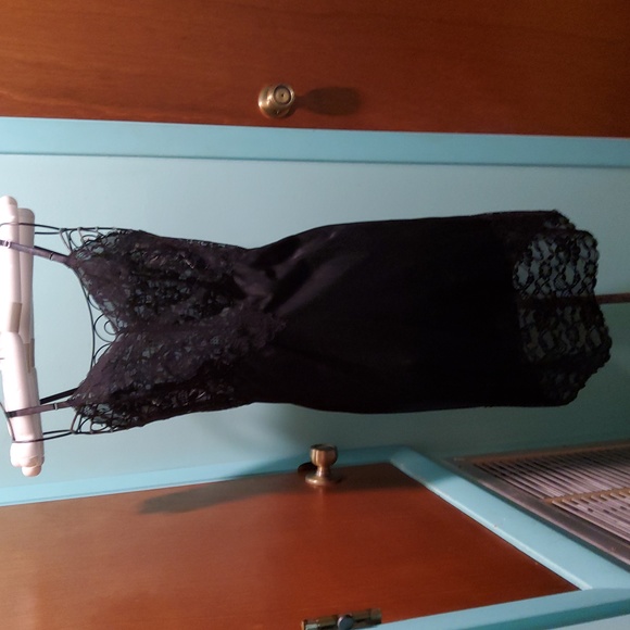 Vanity Fair | Intimates & Sleepwear | Lacy Slip | Poshmark